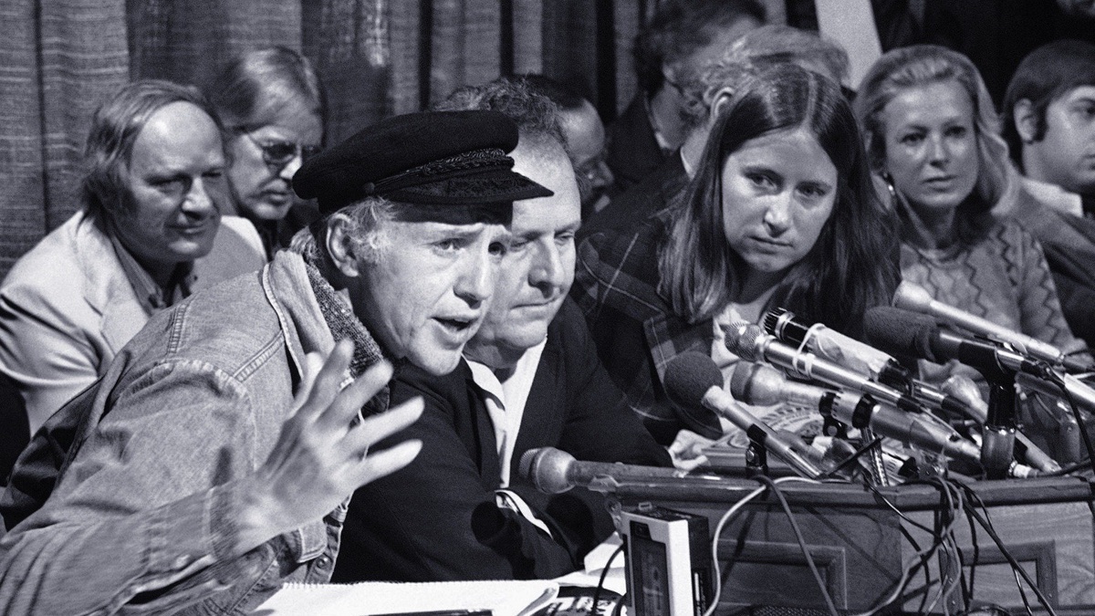 Underground | Apple TV (UK)