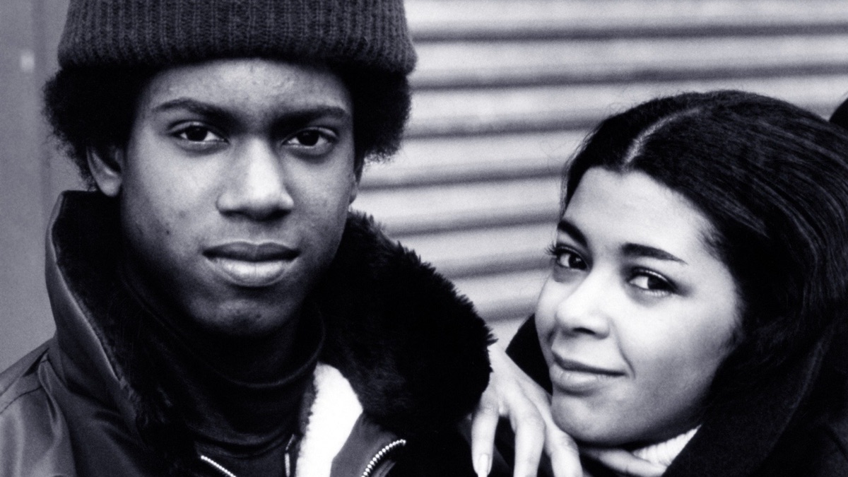 Aaron Loves Angela - Apple TV