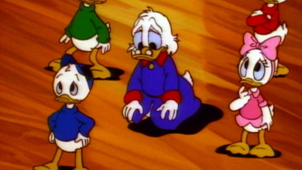 Micro-Ducks from Outerspace - DuckTales (Season 1, Episode 32) | Apple TV