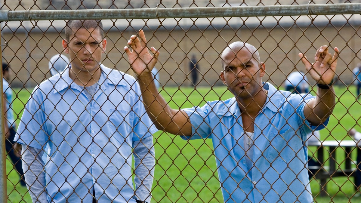 Sleight of Hand – Prison Break (Series 1, Episode 10) | Apple TV (uk)