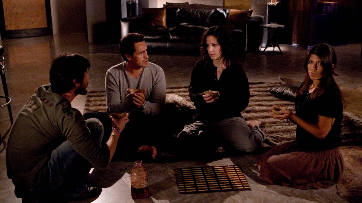 Julie Bowen Weeds Scene