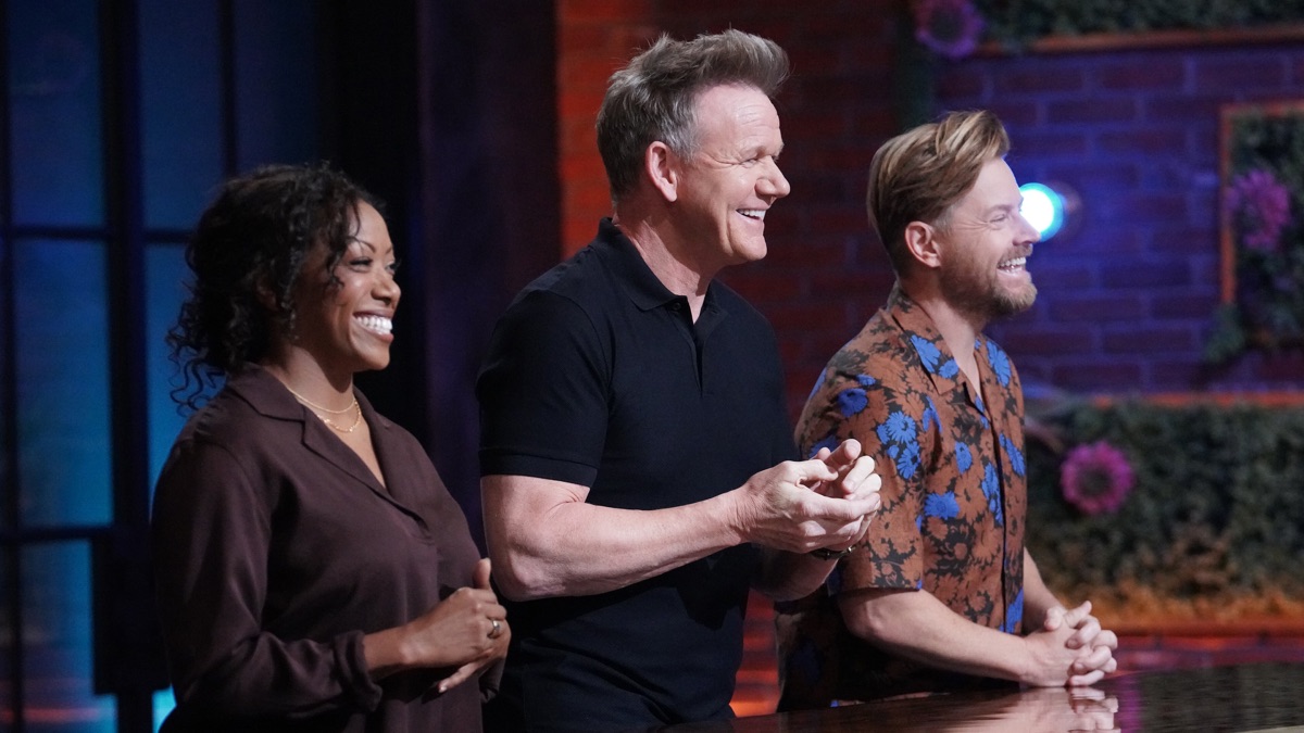 A Seafood Tower - Next Level Chef (Season 1, Episode 7) | Apple TV