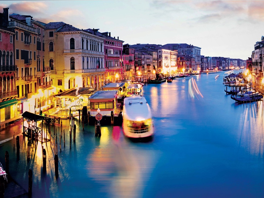 The Guide to Essential Italy - Apple TV