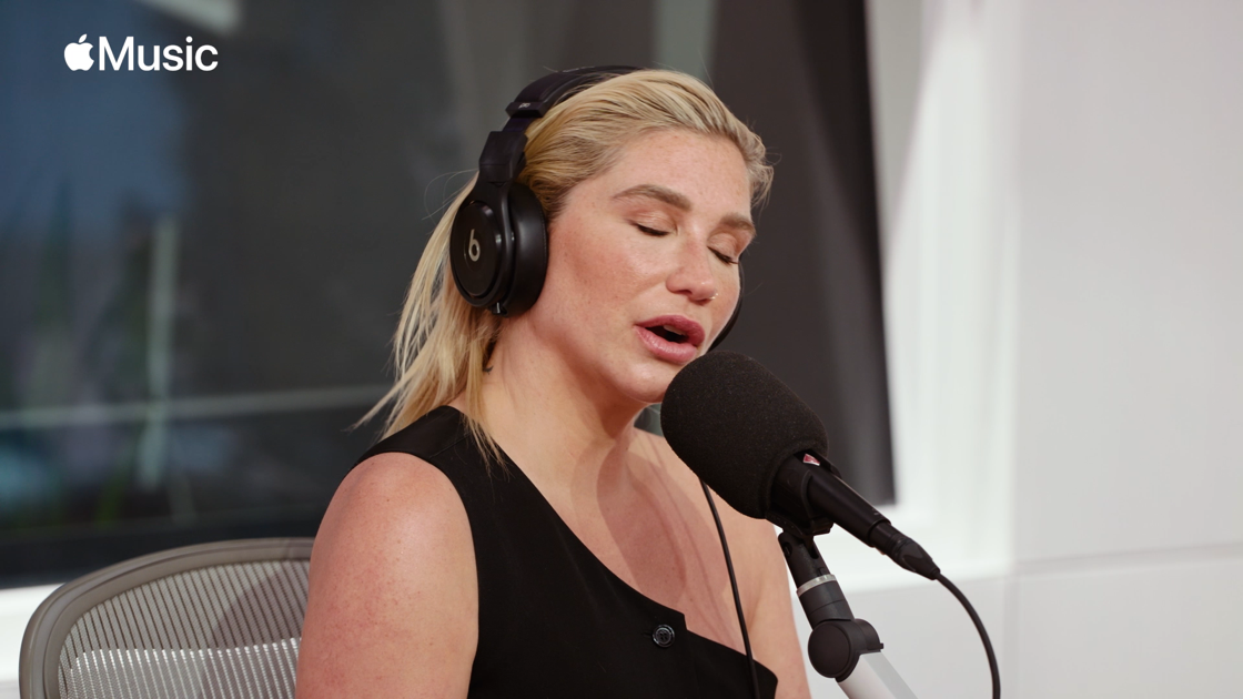 ‎Apple Music -《The Zane Lowe Interview: Kesha》