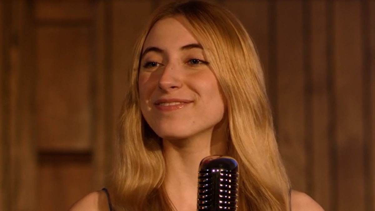 Teenage Girl: Skip Day - Apple TV (CA)