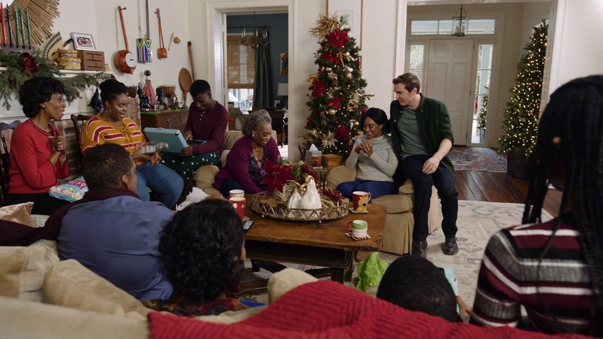 Greyson Family Christmas | Apple TV (CA)