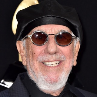 "Santana ¿Americano yo?" en Apple TV