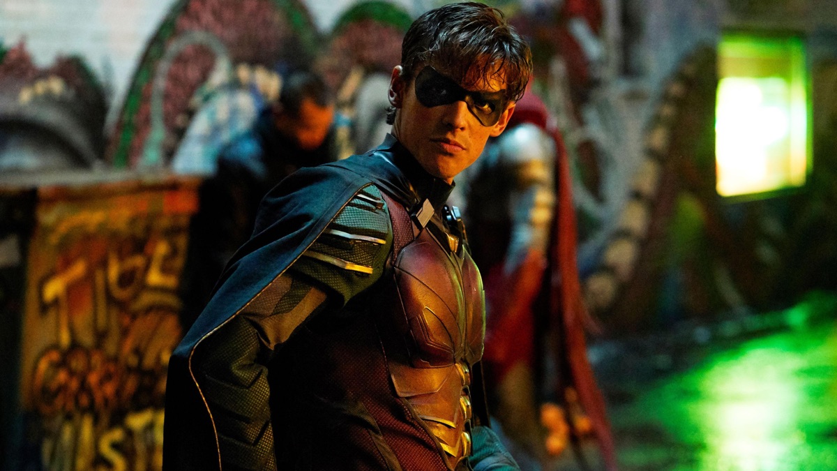 Hawk and Dove - Titans (Season 1, Episode 2) - Apple TV