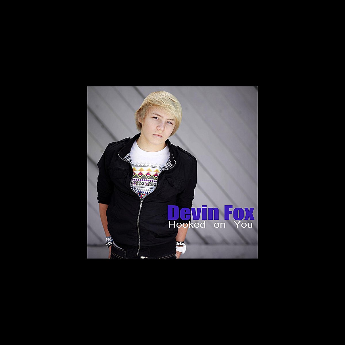 ‎Hooked On You - Single by Devin Fox on Apple Music