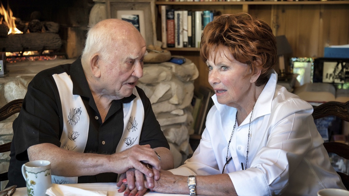 Senior Entourage | Apple TV