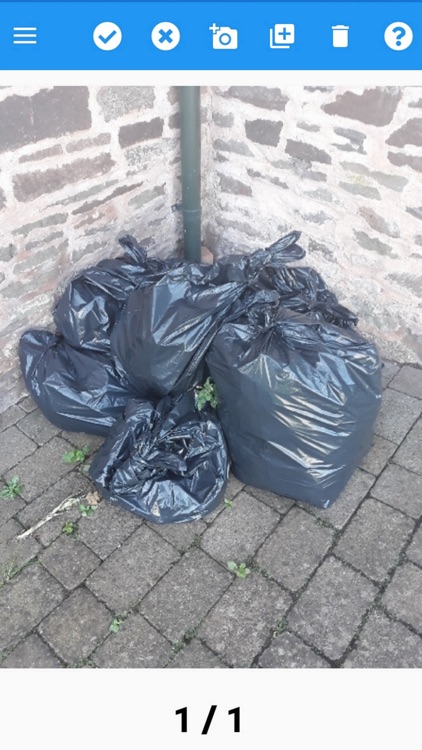 FlyMapper Wales by EXEGESIS SPATIAL DATA MANAGEMENT LTD