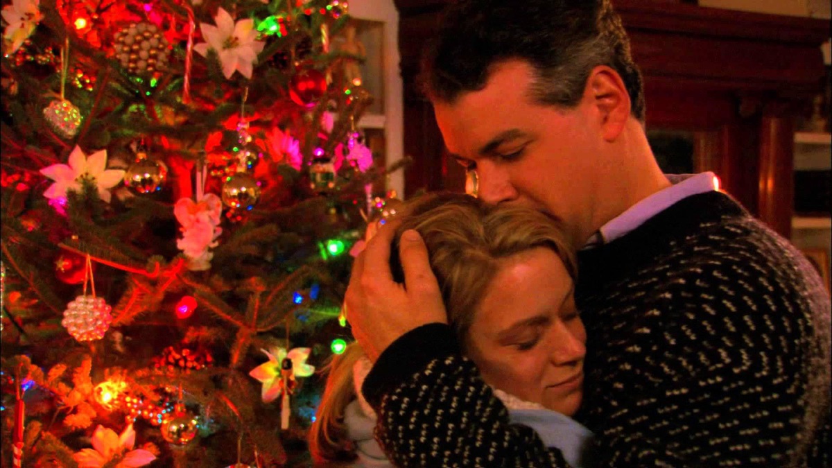 Christmas at Maxwells | Apple TV