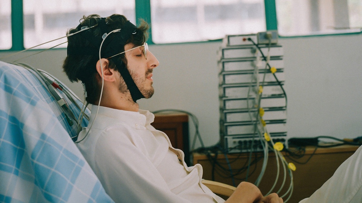 Kratom: The Forbidden Leaf - Hamilton's Pharmacopeia (Season 2, Episode ...