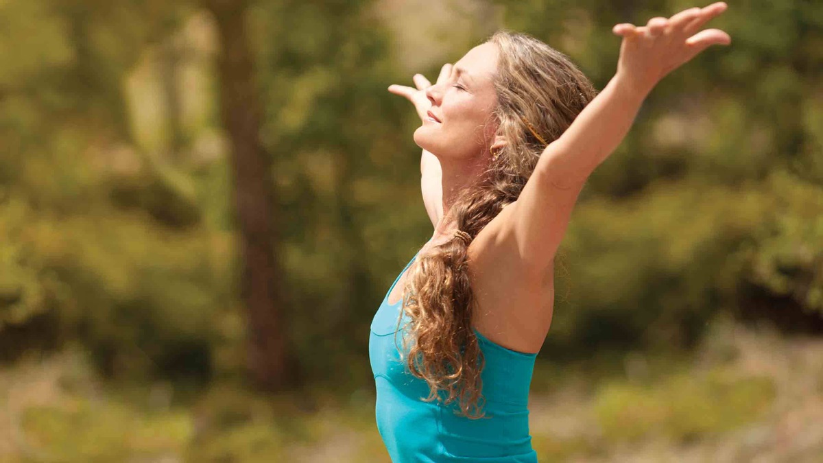 Yoga for Weight Loss with Colleen Saidman - Apple TV