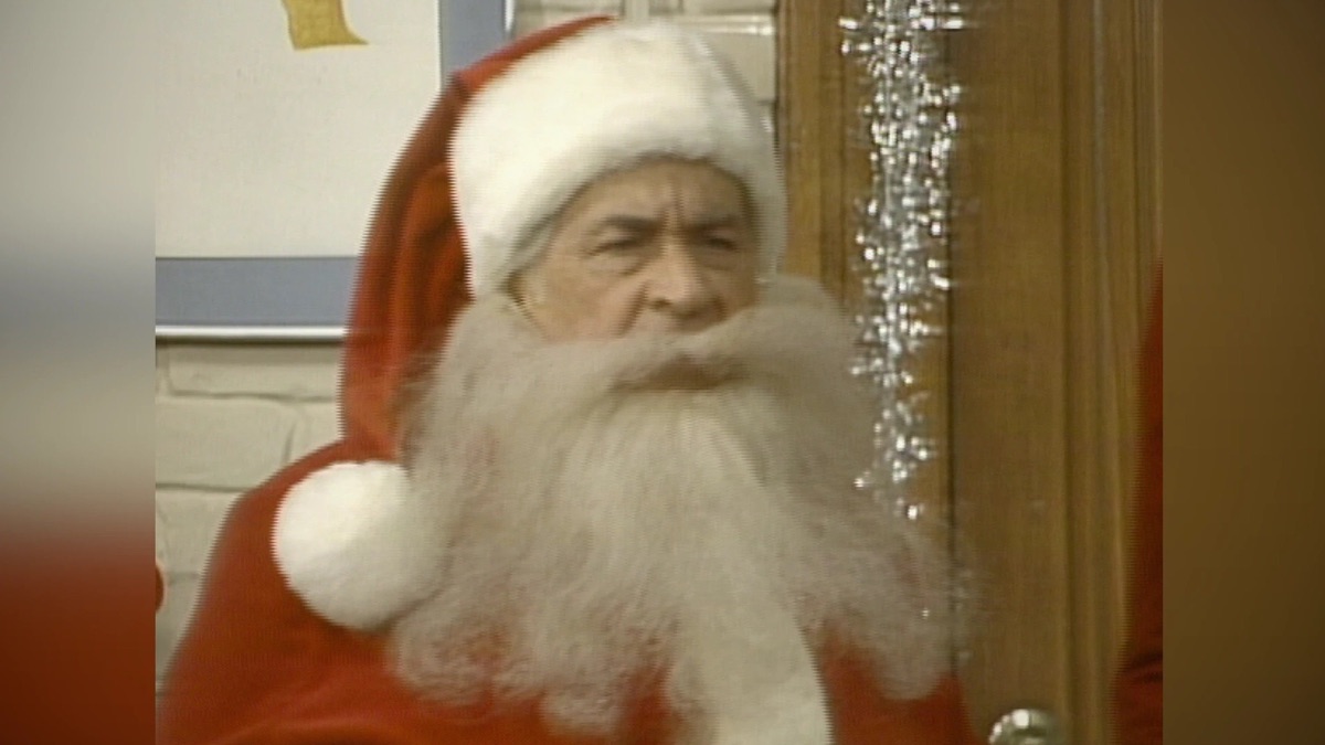 Sweathog Christmas Special - Welcome Back, Kotter (Season 3, Episode 15 ...