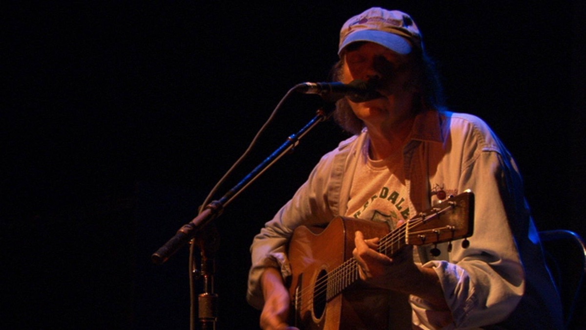 Neil Young and Crazy Horse - Return To Greendale - Apple TV (GT)