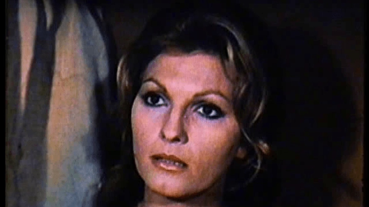 Elvira's Movie Macabre: Count Dracula's Great Love | Apple TV