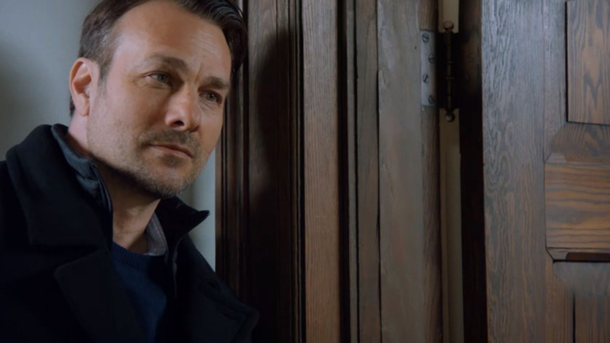 Love Triangle Nightmare | Apple TV (CA)