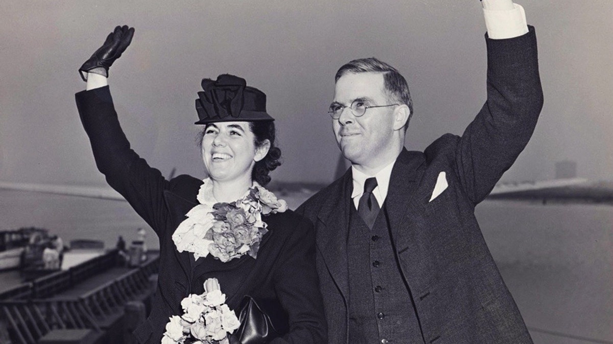 Defying the Nazis: The Sharps' War | Apple TV