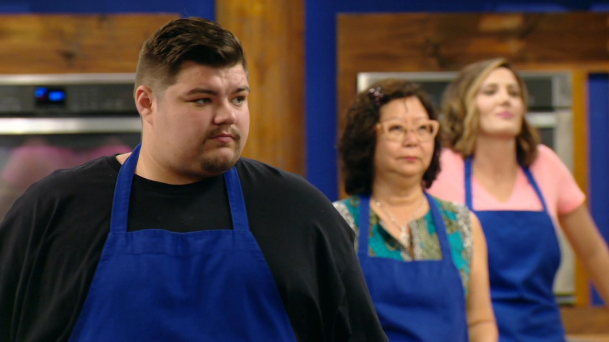 Show Me the Vegetables! - Worst Cooks in America | Apple TV