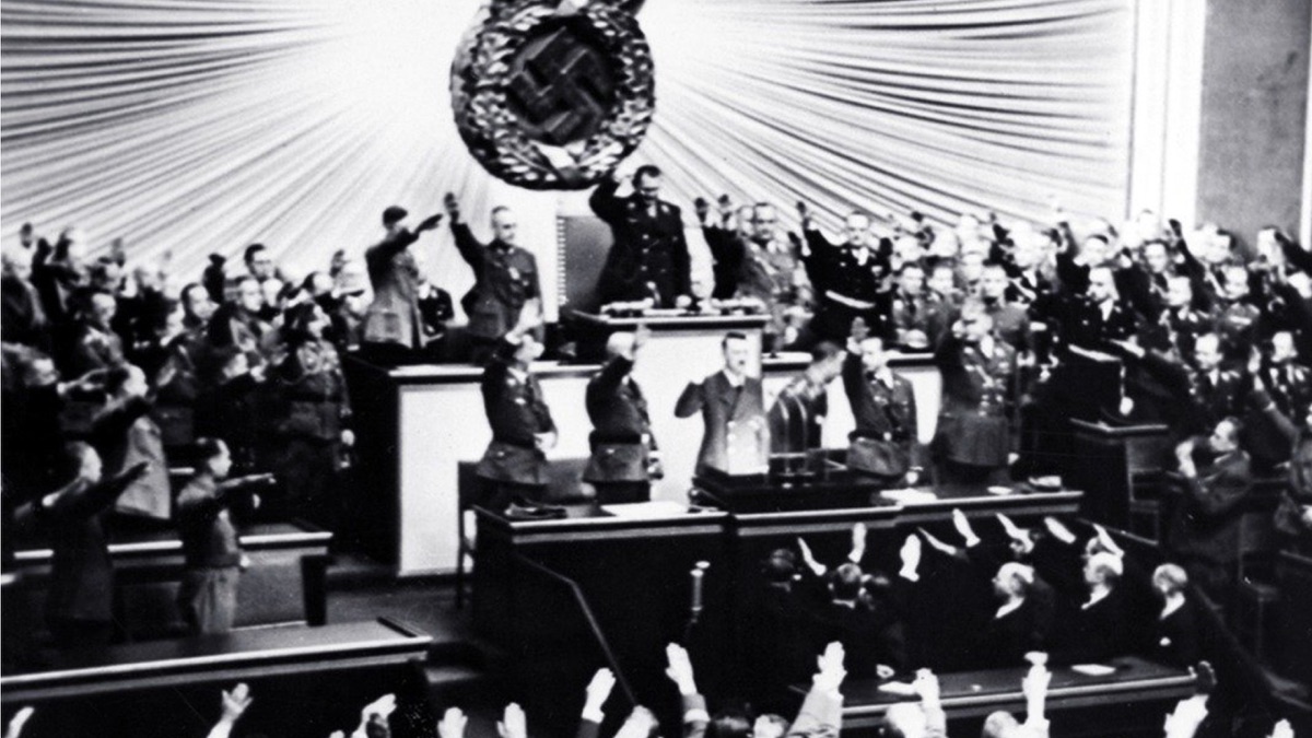 History Rediscovered: The Nazis Strike - Apple TV