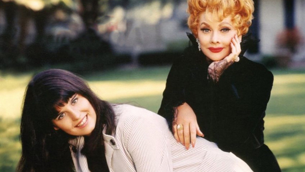 Here's Lucy | Apple TV