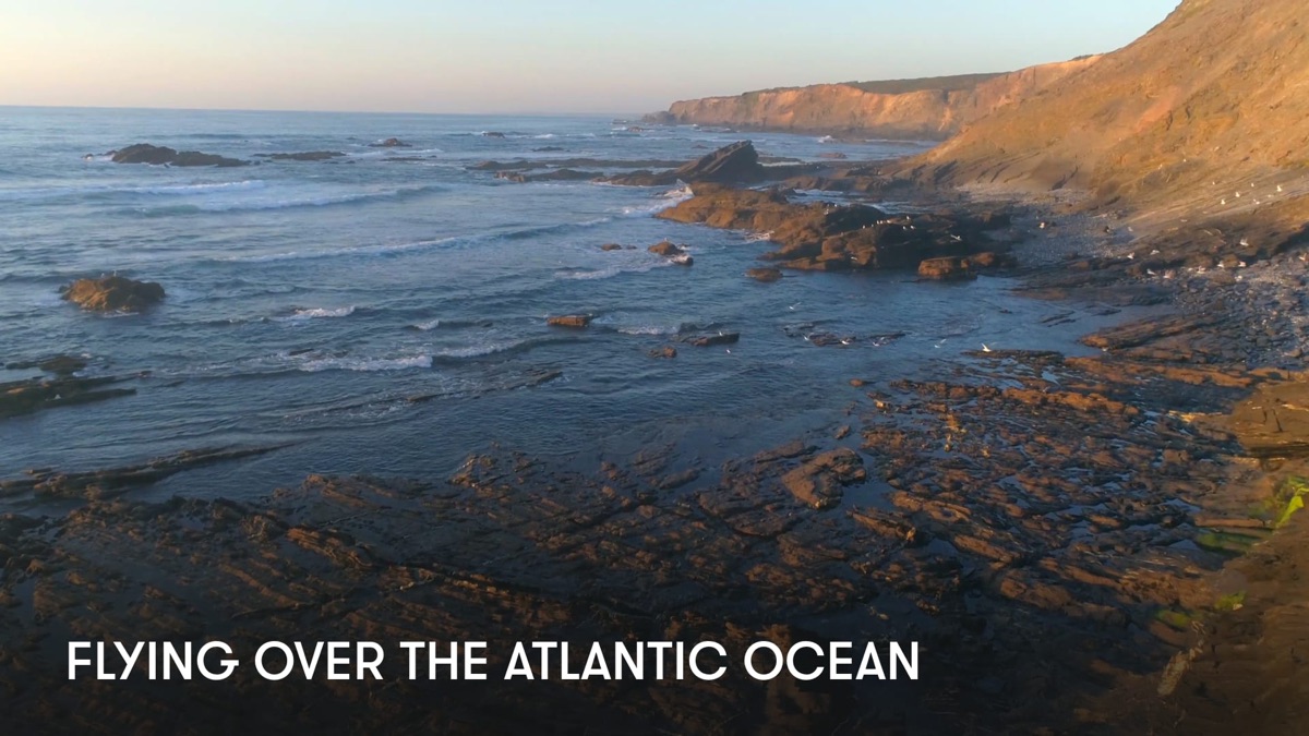 Flying Over The Atlantic Ocean | Apple TV (DE)