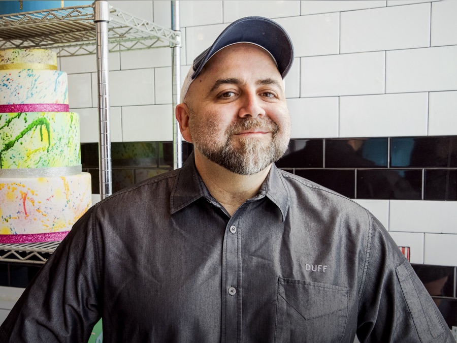 Duff Takes The Cake - Apple TV